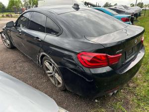Черный БМВ 430 Gran Coupe 2018 в Вильнюс, объемом двигателя 2.00 л и пробегом 104 тыс. км за 7050 €, фото 7 на AUTOMOTO.COM.LV