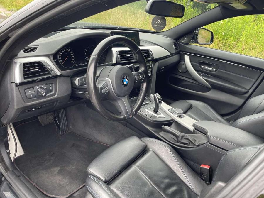 Black BMW 430 Gran Coupe 2019 in Vilnius, with an engine capacity of 2.00 L and mileage of 168 thousand km for 19300 €, photo 9 on AUTOMOTO.COM.LV