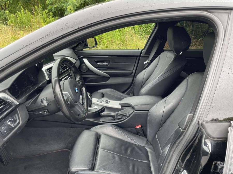 Black BMW 430 Gran Coupe 2019 in Vilnius, with an engine capacity of 2.00 L and mileage of 168 thousand km for 19300 €, photo 10 on AUTOMOTO.COM.LV