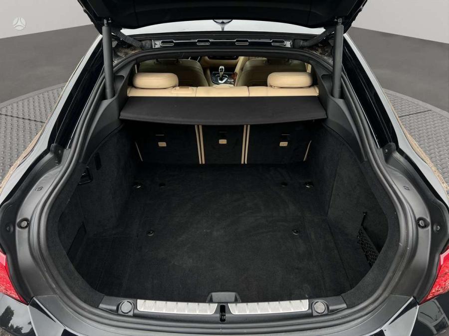 Melns BMW 430 Gran Coupe 2019 Kauņa, ar dzinēja tilpumu 2.00 L un nobraukumu 169 tūkst. km par 19699 €, foto 12 vietnē AUTOMOTO.COM.LV
