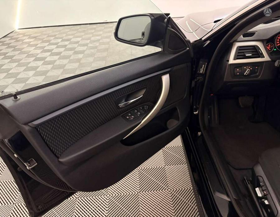 Melns BMW 430 Gran Coupe 2017 Marijampole, ar dzinēja tilpumu 2.99 L un nobraukumu 209 tūkst. km par 15850 €, foto 18 vietnē AUTOMOTO.COM.LV