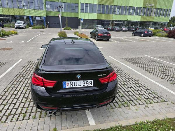 Черный БМВ 430 Gran Coupe 2019 в Вильнюс, объемом двигателя 2.00 л и пробегом 181 тыс. км за 19800 €, фото 10 на AUTOMOTO.COM.LV