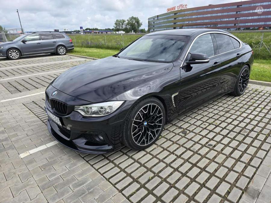 Черный БМВ 430 Gran Coupe 2019 в Вильнюс, объемом двигателя 2.00 л и пробегом 181 тыс. км за 19800 €, фото 18 на AUTOMOTO.COM.LV