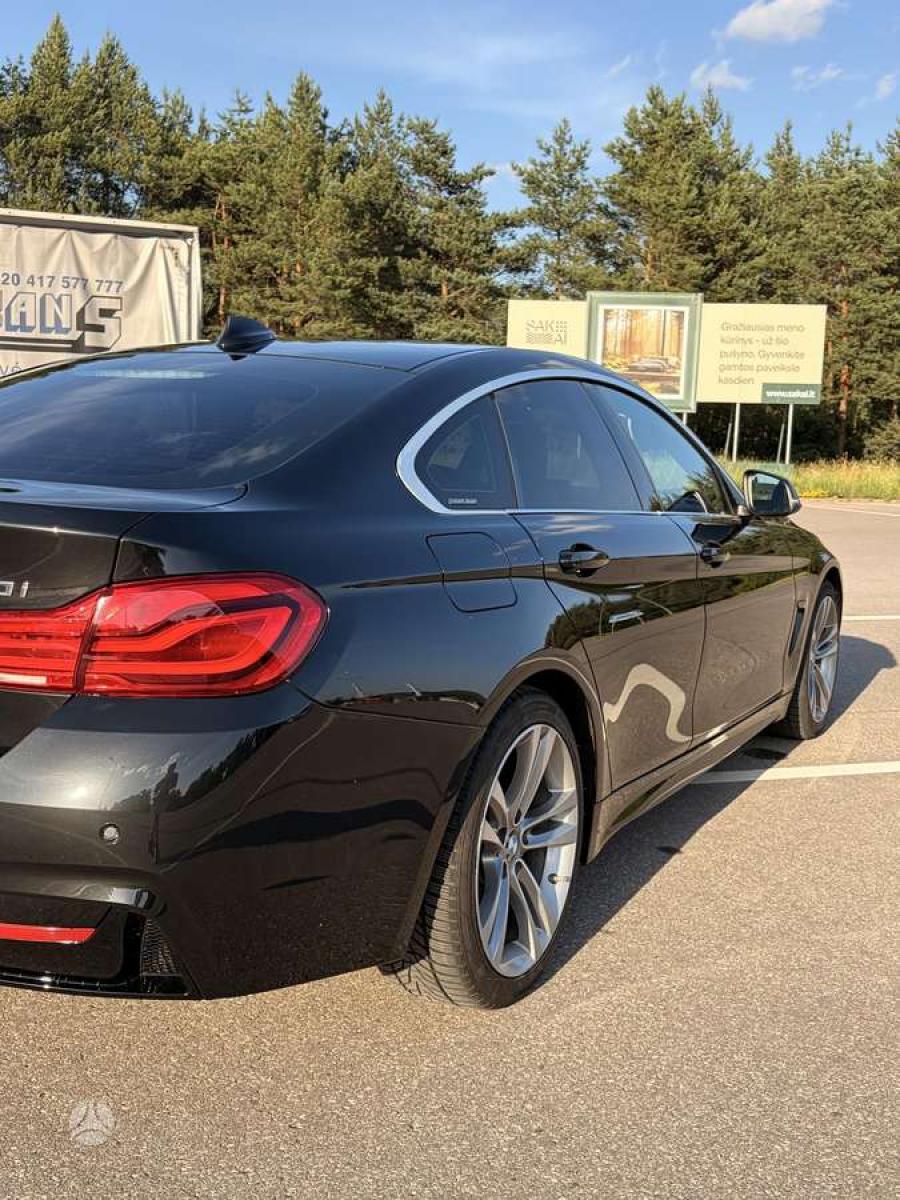 Melns BMW 430 Gran Coupe 2019 Viļņa, ar dzinēja tilpumu 2.00 L un nobraukumu 164 tūkst. km par 19400 €, foto 10 vietnē AUTOMOTO.COM.LV
