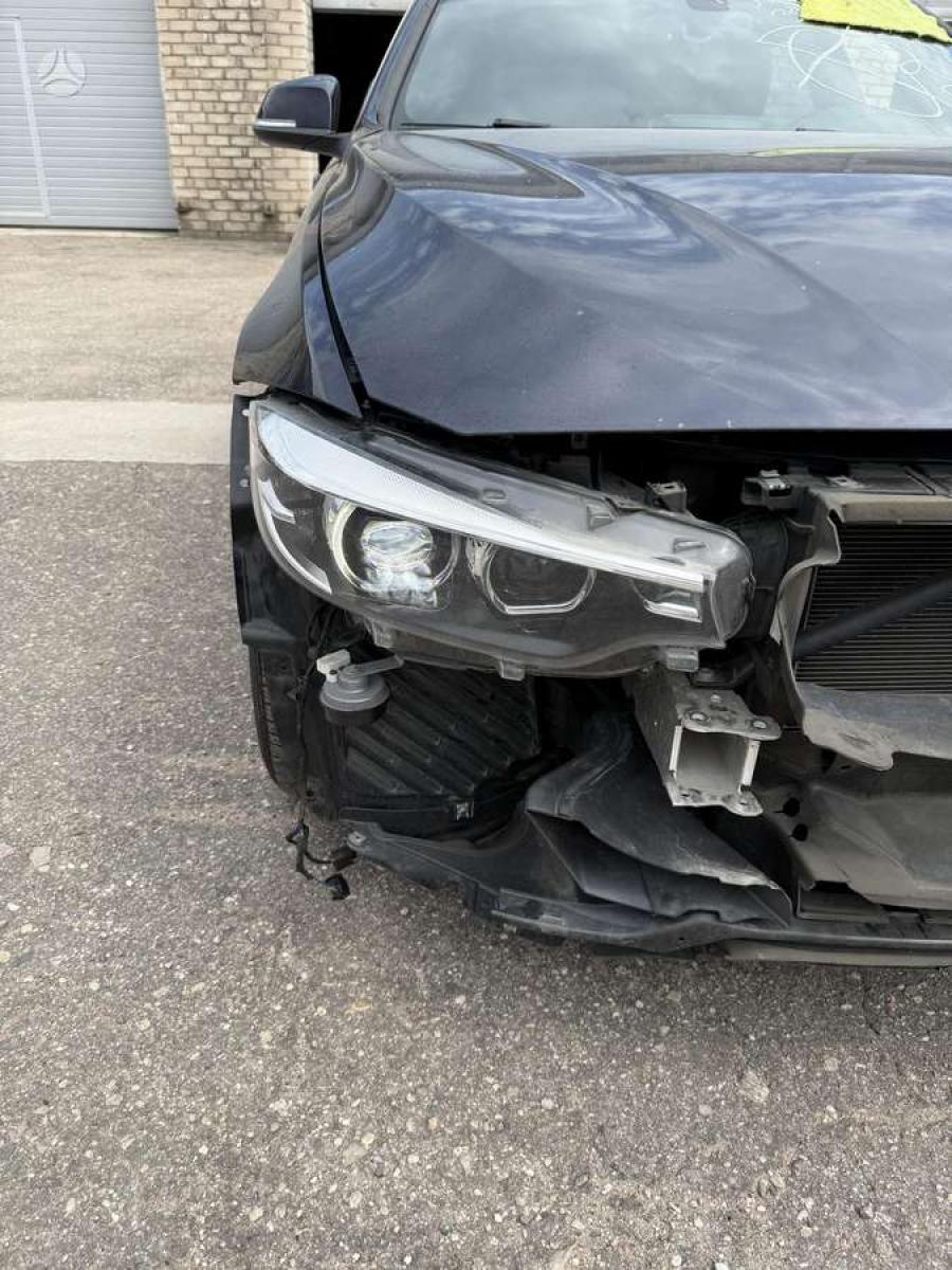 Blue BMW 430 Gran Coupe 2018 in Vilnius, with an engine capacity of 2.00 L and mileage of 105 thousand km for 13500 €, photo 7 on AUTOMOTO.COM.LV