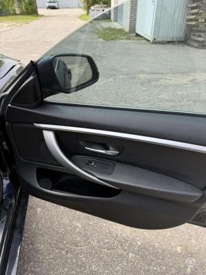 Blue BMW 430 Gran Coupe 2018 in Vilnius, with an engine capacity of 2.00 L and mileage of 105 thousand km for 13500 €, photo 20 on AUTOMOTO.COM.LV