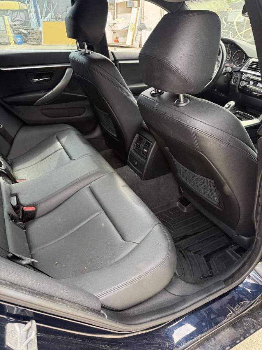 Blue BMW 430 Gran Coupe 2018 in Vilnius, with an engine capacity of 2.00 L and mileage of 105 thousand km for 13500 €, photo 45 on AUTOMOTO.COM.LV