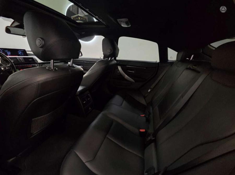Grey BMW 430 Gran Coupe 2019 in Marijampole, with an engine capacity of 2.99 L and mileage of 309 thousand km for 15350 €, photo 12 on AUTOMOTO.COM.LV