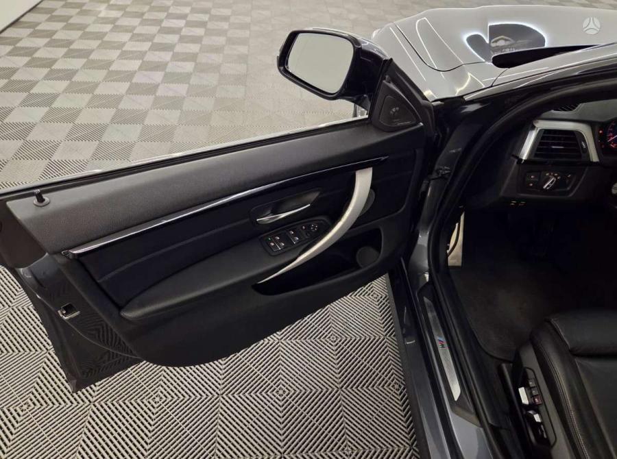 Grey BMW 430 Gran Coupe 2019 in Marijampole, with an engine capacity of 2.99 L and mileage of 309 thousand km for 15350 €, photo 30 on AUTOMOTO.COM.LV