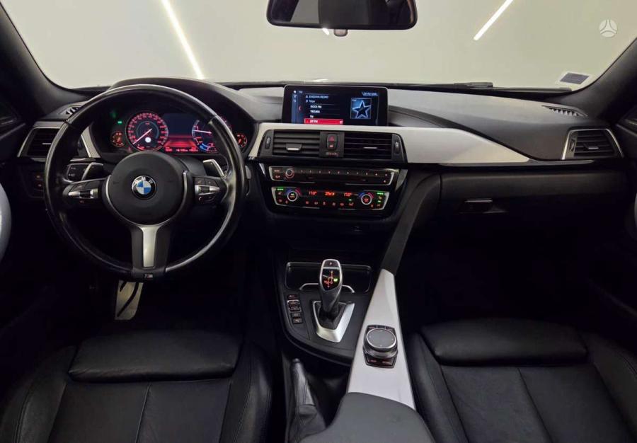 Grey BMW 430 Gran Coupe 2019 in Marijampole, with an engine capacity of 2.99 L and mileage of 309 thousand km for 15350 €, photo 35 on AUTOMOTO.COM.LV