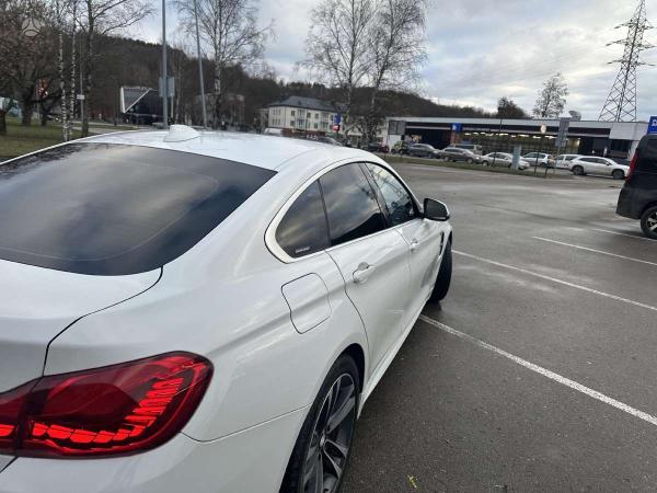 White BMW 430 Gran Coupe 2020 in Kaunas, with an engine capacity of 2.00 L and mileage of 118 thousand km for 19999 €, photo 3 on AUTOMOTO.COM.LV
