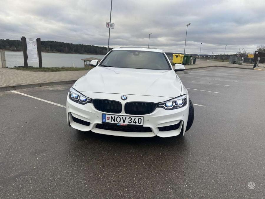 White BMW 430 Gran Coupe 2020 in Kaunas, with an engine capacity of 2.00 L and mileage of 118 thousand km for 19999 €, photo 14 on AUTOMOTO.COM.LV
