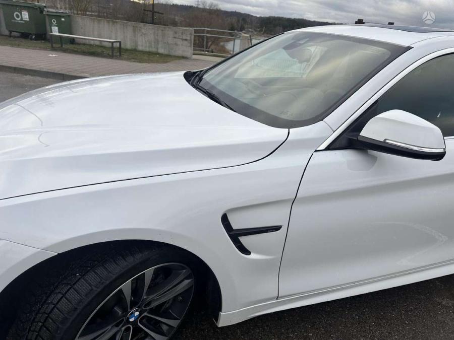 White BMW 430 Gran Coupe 2020 in Kaunas, with an engine capacity of 2.00 L and mileage of 118 thousand km for 19999 €, photo 28 on AUTOMOTO.COM.LV