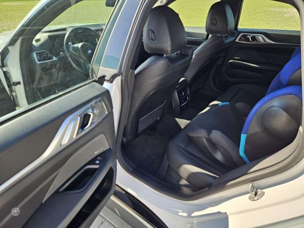 White BMW 430 Gran Coupe 2024 in Vilnius, with an engine capacity of 2.00 L and mileage of 26 thousand km for 40700 €, photo 10 on AUTOMOTO.COM.LV
