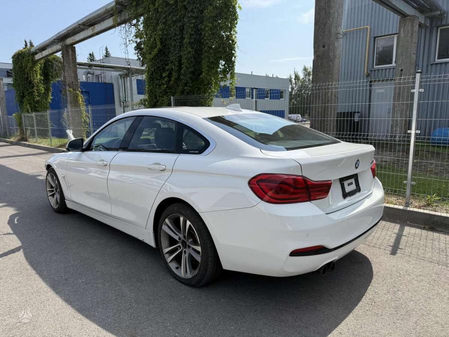 Balts BMW 430 Gran Coupe 2018 Kauņa, ar dzinēja tilpumu 2.00 L un nobraukumu 122 tūkst. km par 7500 €, foto 1 vietnē AUTOMOTO.COM.LV