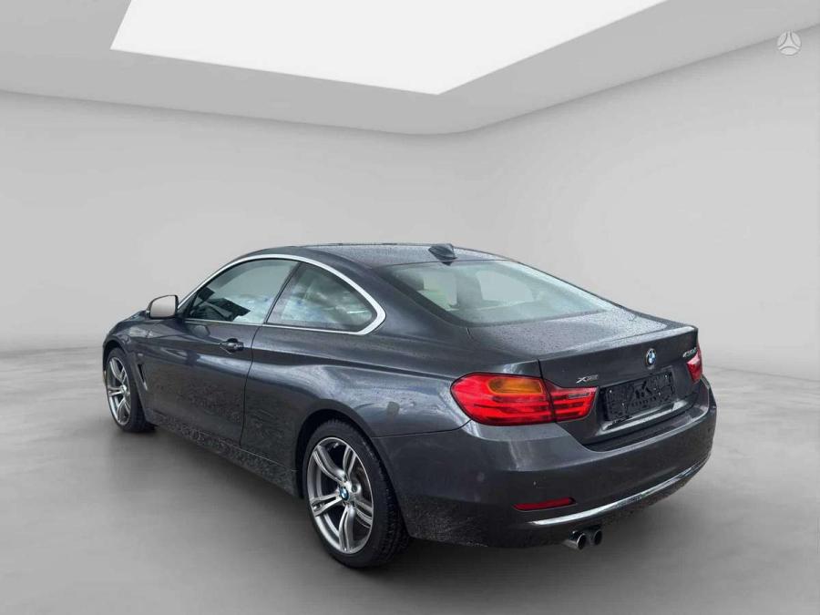 Grey BMW 430 2014 in Kaunas, with an engine capacity of 3.00 L and mileage of 253 thousand km for 13590 €, photo 5 on AUTOMOTO.COM.LV