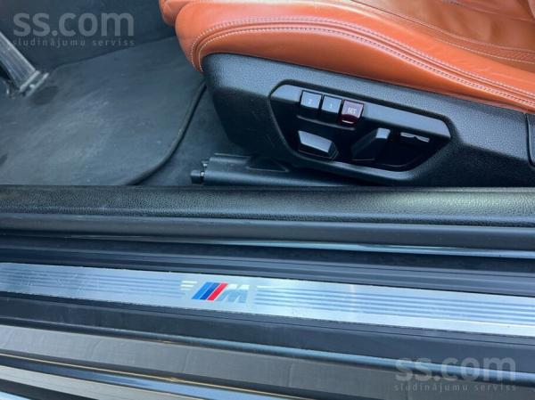 Grey BMW 430 2015 in Liepaja, with an engine capacity of 3.00 L and mileage of 339 thousand km for 16990 €, photo 8 on AUTOMOTO.COM.LV