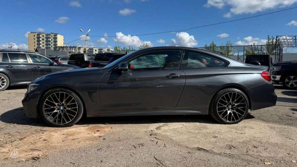 Grey BMW 430 2019 in Ukmerge, with an engine capacity of 2.00 L and mileage of 104 thousand km for 19499 €, photo 6 on AUTOMOTO.COM.LV