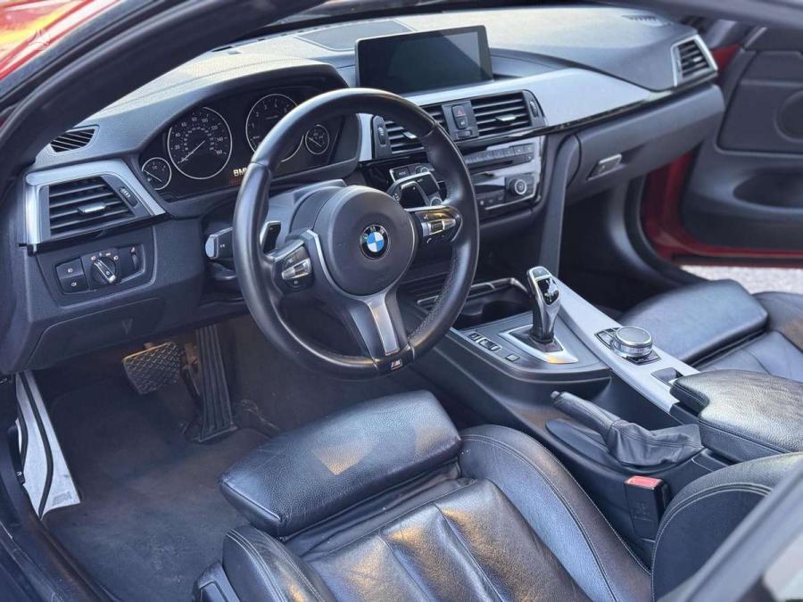 Red BMW 430 2018 in Vilnius, with an engine capacity of 2.00 L and mileage of 191 thousand km for 15900 €, photo 11 on AUTOMOTO.COM.LV