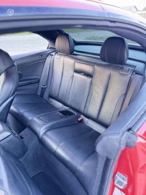 Red BMW 430 2018 in Vilnius, with an engine capacity of 2.00 L and mileage of 191 thousand km for 15900 €, photo 12 on AUTOMOTO.COM.LV