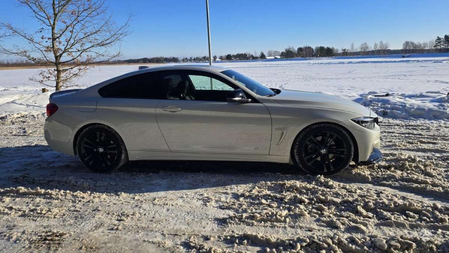 White BMW 430 2017 in Klaipeda, with an engine capacity of 2.00 L and mileage of 55 thousand km for 21500 €, photo 4 on AUTOMOTO.COM.LV