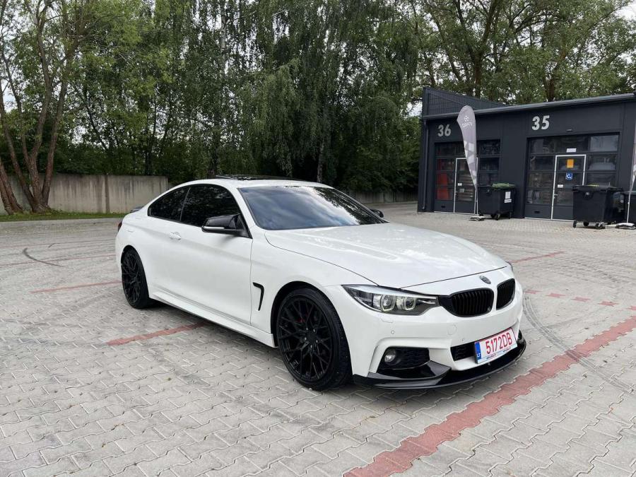 Balts BMW 430 2018 Šauļi, ar dzinēja tilpumu 2.00 L un nobraukumu 161 tūkst. km par 19500 €, foto 4 vietnē AUTOMOTO.COM.LV