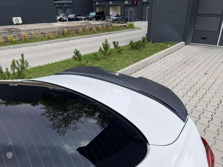 Balts BMW 430 2018 Šauļi, ar dzinēja tilpumu 2.00 L un nobraukumu 161 tūkst. km par 19500 €, foto 14 vietnē AUTOMOTO.COM.LV