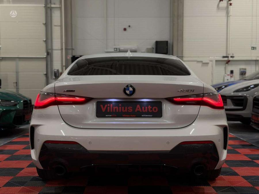 White BMW 430 2021 in Vilnius, with an engine capacity of 2.00 L and mileage of 121 thousand km for 27690 €, photo 6 on AUTOMOTO.COM.LV