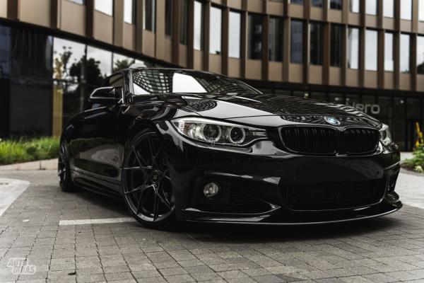 Black BMW 435 2014 in Vilnius, with an engine capacity of 3.00 L and mileage of 122 thousand km for 20900 €, photo 6 on AUTOMOTO.COM.LV