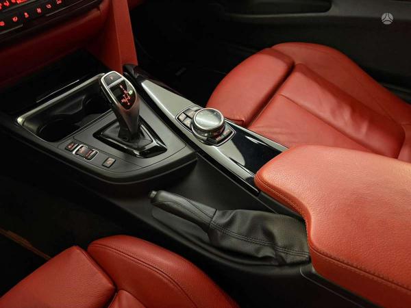 BMW 435 2014 in Marijampole on AUTOMOTO.COM.LV Black BMW 435 2014 in Marijampole, with an engine capacity of 3.00 L and mileage of 261 thousand km for 15850 €, photo 4 on AUTOMOTO.COM.LV