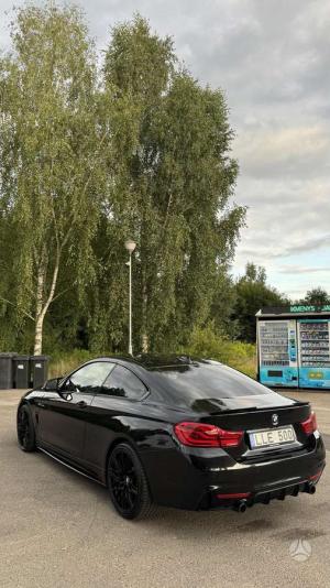 Black BMW 435 2016 in Vilnius, with an engine capacity of 2.98 L and mileage of 137 thousand km for 20200 €, photo 5 on AUTOMOTO.COM.LV