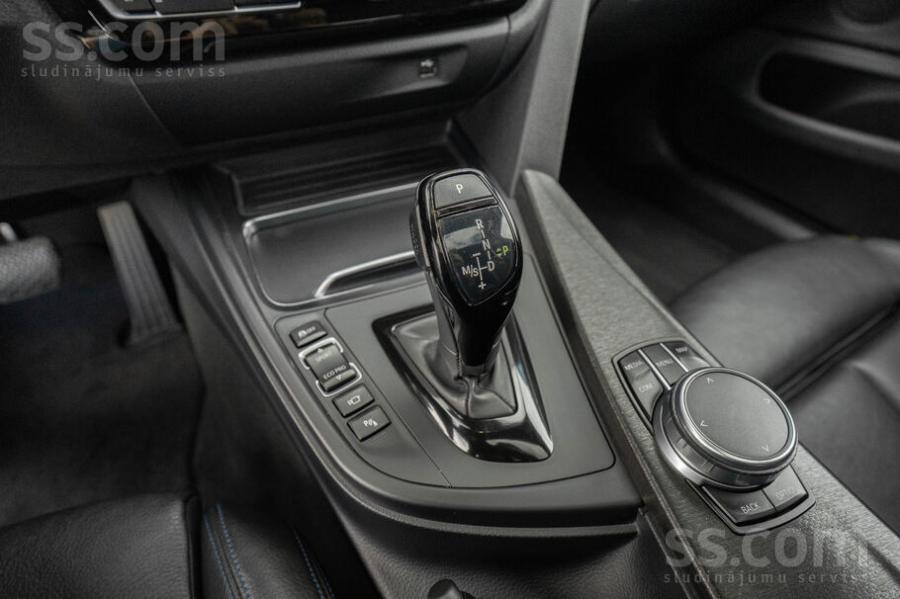 Blue BMW 435 2017 in Riga, with an engine capacity of 3.00 L and mileage of 219 thousand km for 21550 €, photo 24 on AUTOMOTO.COM.LV