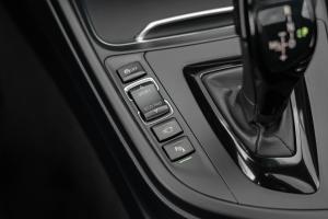 Zils BMW 435 2017 Rīga, ar dzinēja tilpumu 3.00 L un nobraukumu 219 tūkst. km par 21550 €, foto 24 vietnē AUTOMOTO.COM.LV