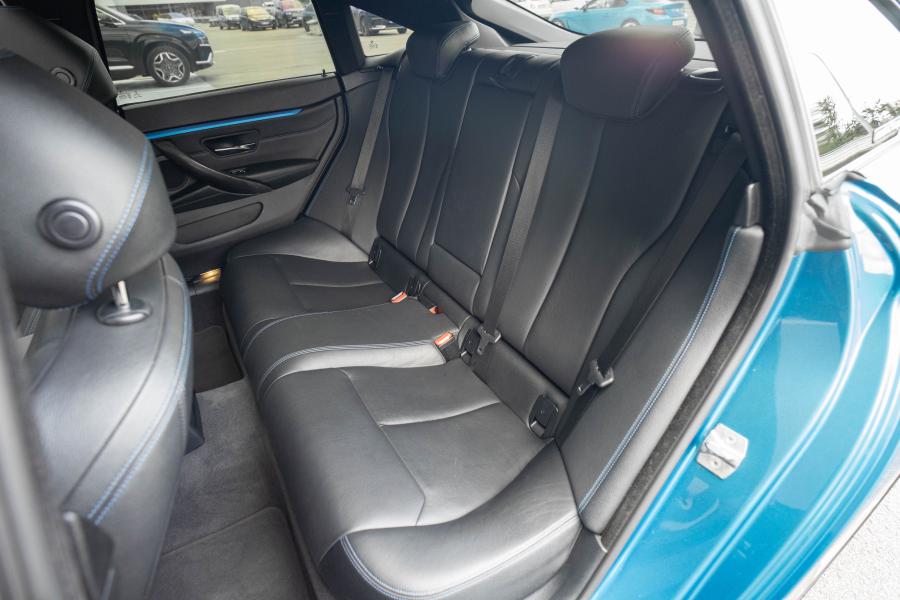 Zils BMW 435 2017 Rīga, ar dzinēja tilpumu 3.00 L un nobraukumu 219 tūkst. km par 21550 €, foto 34 vietnē AUTOMOTO.COM.LV