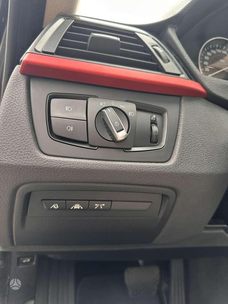 Pelēks BMW 435 Gran Coupe 2015 Viļņa, ar dzinēja tilpumu 2.99 L un nobraukumu 287 tūkst. km par 16000 €, foto 19 vietnē AUTOMOTO.COM.LV