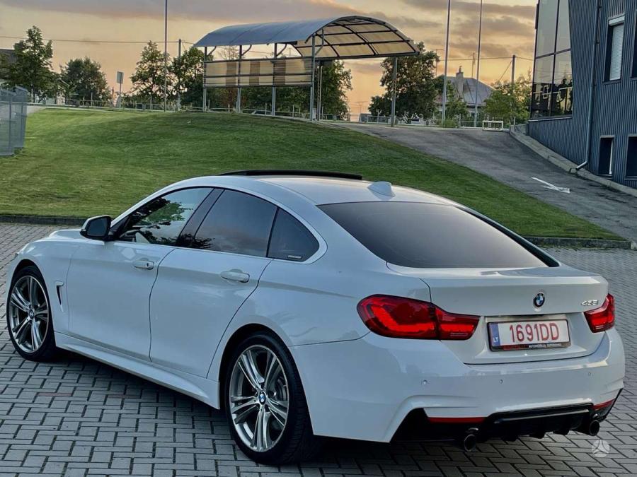 Белый БМВ 435 Gran Coupe 2016 в Радвилишкис, объемом двигателя 3.00 л и пробегом 246 тыс. км за 13900 €, фото 6 на AUTOMOTO.COM.LV