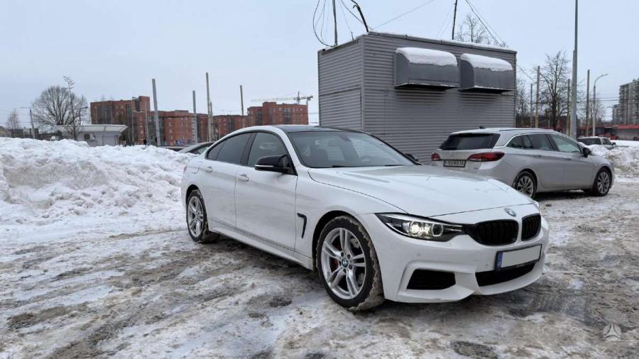 White BMW 435 Gran Coupe 2015 in Vilnius, with an engine capacity of 2.98 L and mileage of 149 thousand km for 16999 €, photo 3 on AUTOMOTO.COM.LV