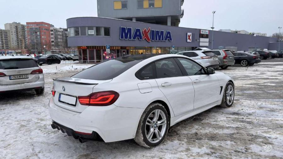 White BMW 435 Gran Coupe 2015 in Vilnius, with an engine capacity of 2.98 L and mileage of 149 thousand km for 16999 €, photo 5 on AUTOMOTO.COM.LV