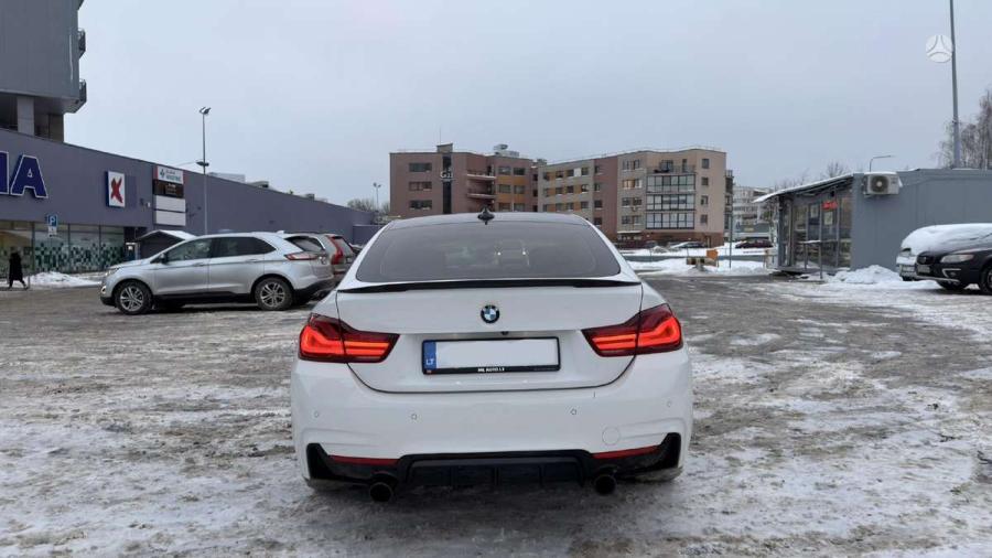 White BMW 435 Gran Coupe 2015 in Vilnius, with an engine capacity of 2.98 L and mileage of 149 thousand km for 16999 €, photo 6 on AUTOMOTO.COM.LV