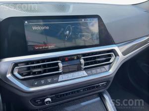 Black BMW 440 2021 in Riga, with an engine capacity of 3.00 L and mileage of 69 thousand km for 44200 €, photo 10 on AUTOMOTO.COM.LV