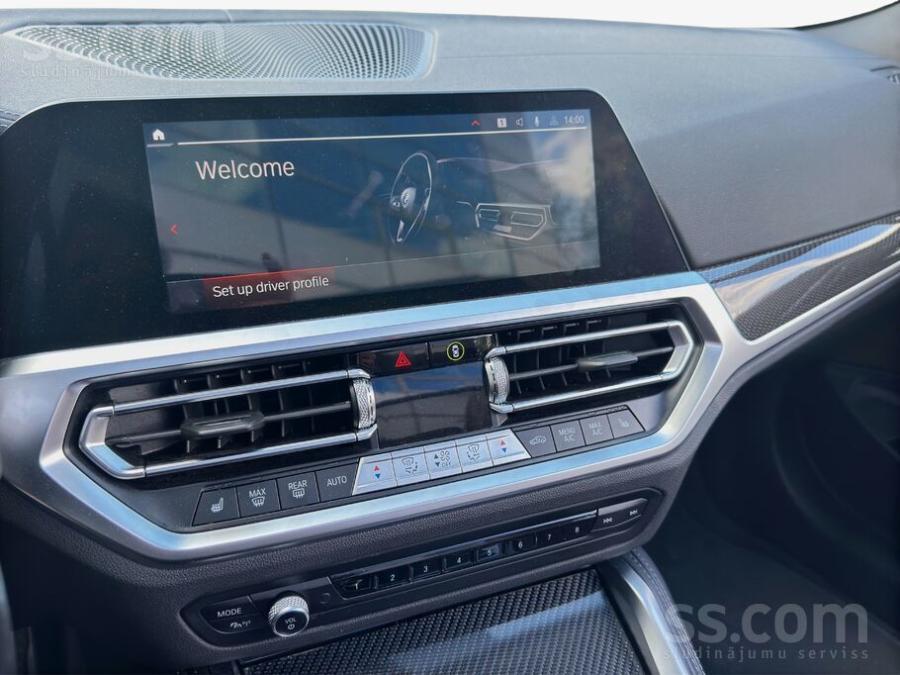 Black BMW 440 2021 in Riga, with an engine capacity of 3.00 L and mileage of 69 thousand km for 44200 €, photo 10 on AUTOMOTO.COM.LV