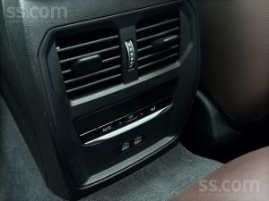 Black BMW 440 2021 in Riga, with an engine capacity of 3.00 L and mileage of 69 thousand km for 44200 €, photo 15 on AUTOMOTO.COM.LV