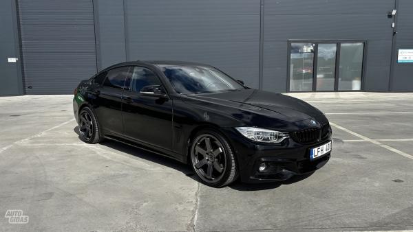 Black BMW 440 2017 in Klaipeda, with an engine capacity of 3.00 L and mileage of 160 thousand km for 23999 €, photo 1 on AUTOMOTO.COM.LV