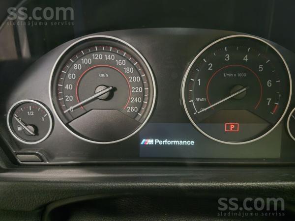 BMW 440 2017 Rīga vietnē Melns BMW 440 2017 Rīga, ar dzinēja tilpumu 3.00 L un nobraukumu 0 tūkst. km par 24000 €, foto 4 vietnē AUTOMOTO.COM.LV
