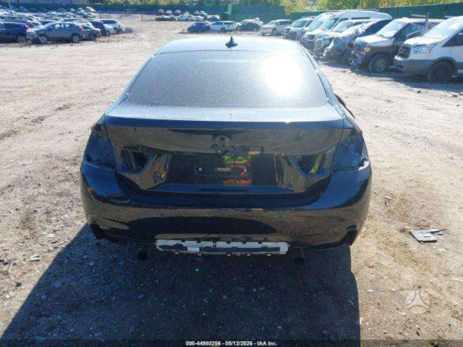 Black BMW 440 2018 in Klaipeda, with an engine capacity of 3.00 L and mileage of 77 thousand km for 9999 €, photo 8 on AUTOMOTO.COM.LV