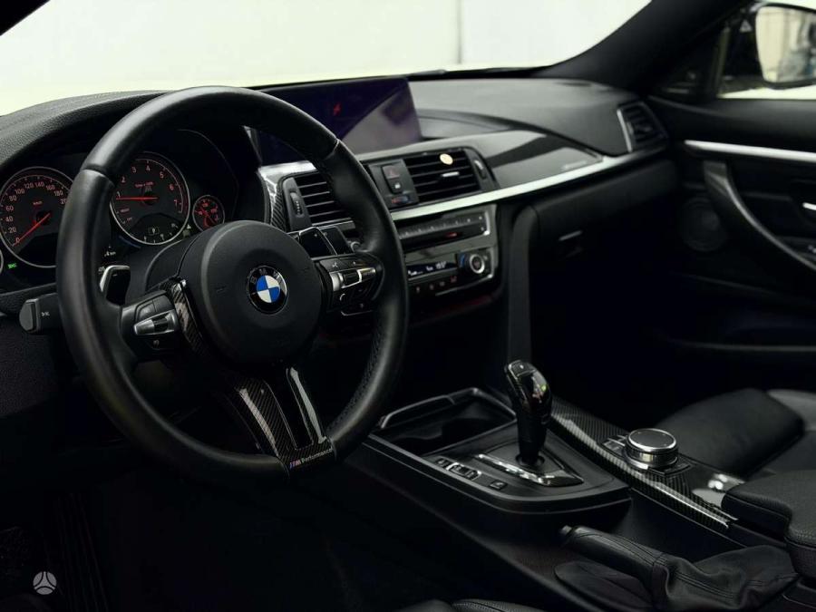Black BMW 440 2019 in Vilnius, with an engine capacity of 3.00 L and mileage of 157 thousand km for 26999 €, photo 9 on AUTOMOTO.COM.LV