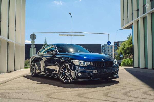 Blue BMW 440 2016 in Vilnius, with an engine capacity of 3.00 L and mileage of 55 thousand km for 29000 €, photo 1 on AUTOMOTO.COM.LV