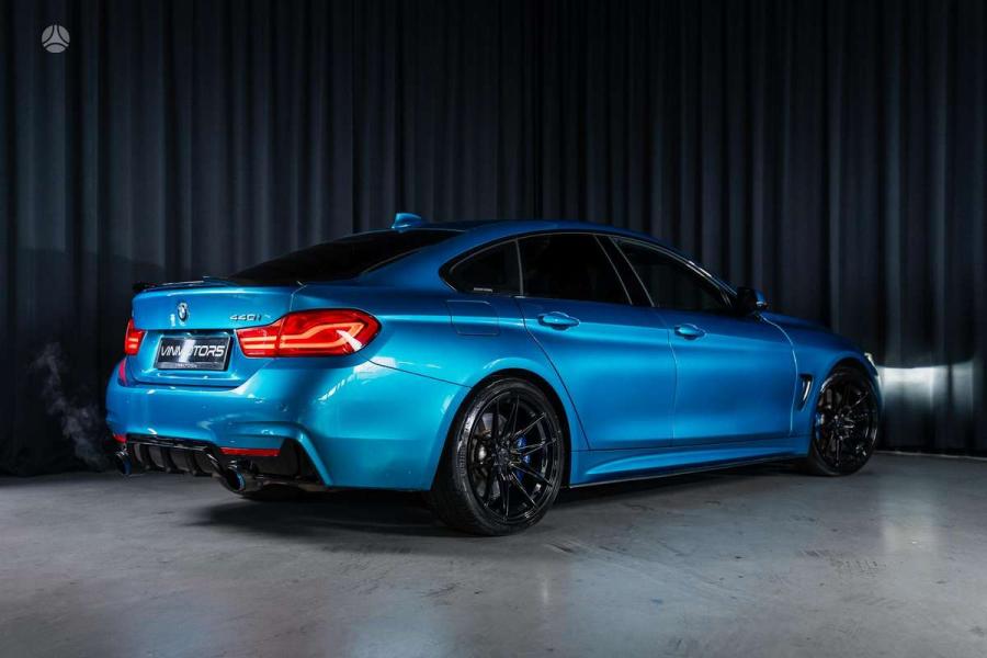 Blue BMW 440 2018 in Vilnius, with an engine capacity of 3.00 L and mileage of 145 thousand km for 26000 €, photo 5 on AUTOMOTO.COM.LV