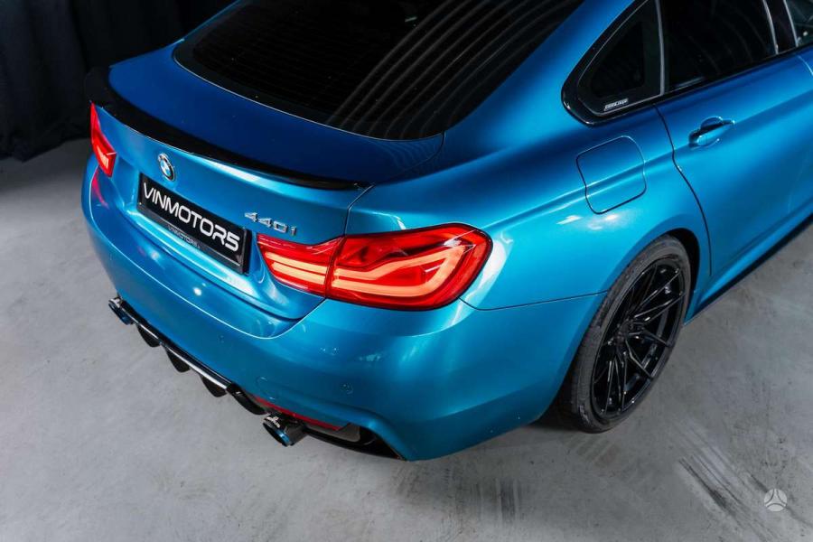 Blue BMW 440 2018 in Vilnius, with an engine capacity of 3.00 L and mileage of 145 thousand km for 26000 €, photo 10 on AUTOMOTO.COM.LV