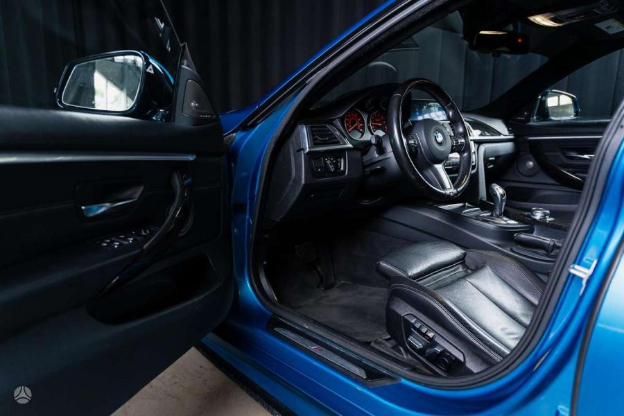 Blue BMW 440 2018 in Vilnius, with an engine capacity of 3.00 L and mileage of 145 thousand km for 26000 €, photo 17 on AUTOMOTO.COM.LV
